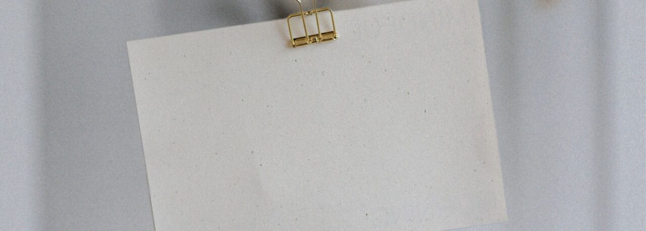 4 Compelling Life Coach Bio Examples to Help You Write Your Own