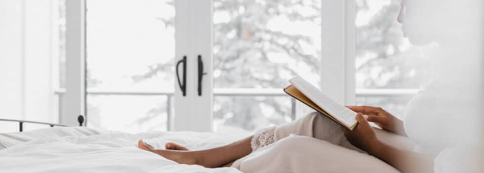 4 Compelling Life Coach Bio Examples to Help You Write Your Own