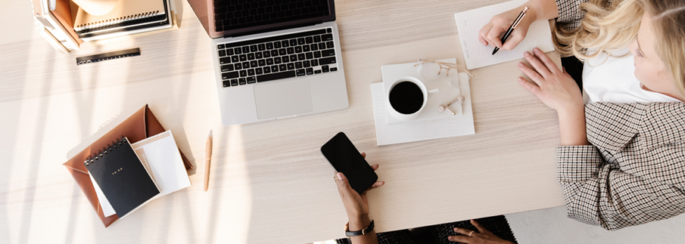 7 Inspiring Coaching Business Models (with Real-Life Examples)